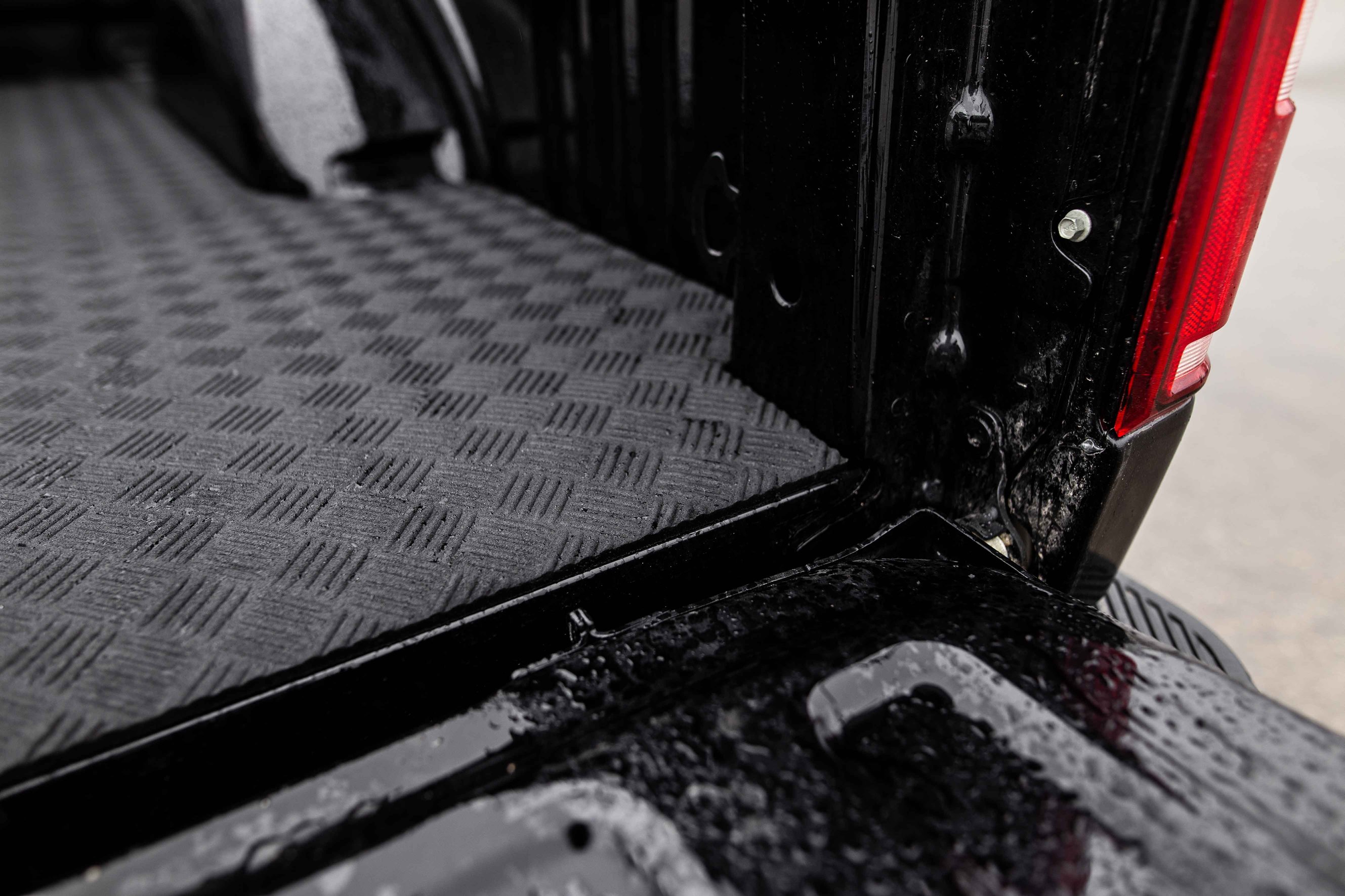 Rubber Mats for Pickup Beds